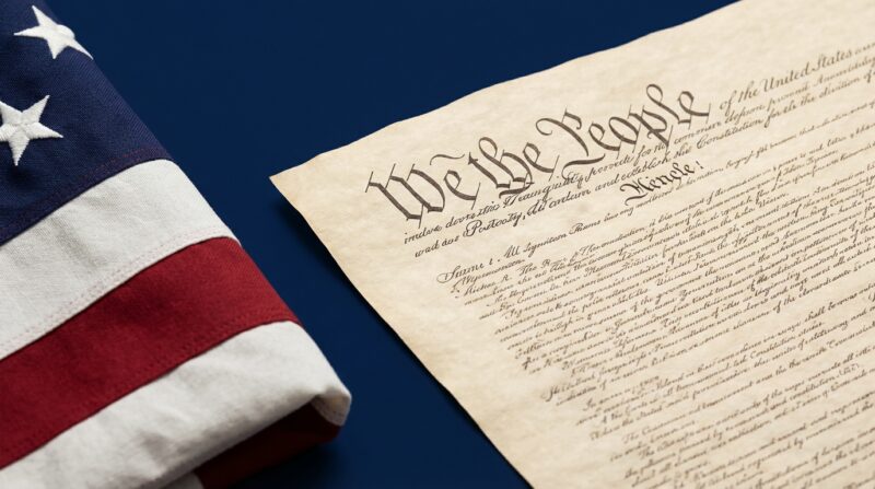 14th amendment simple guide: what the Fourteenth Amendment means